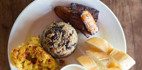 Cocina Tradicional Costarricense - Visite Costa Rica - Comida Costarricense